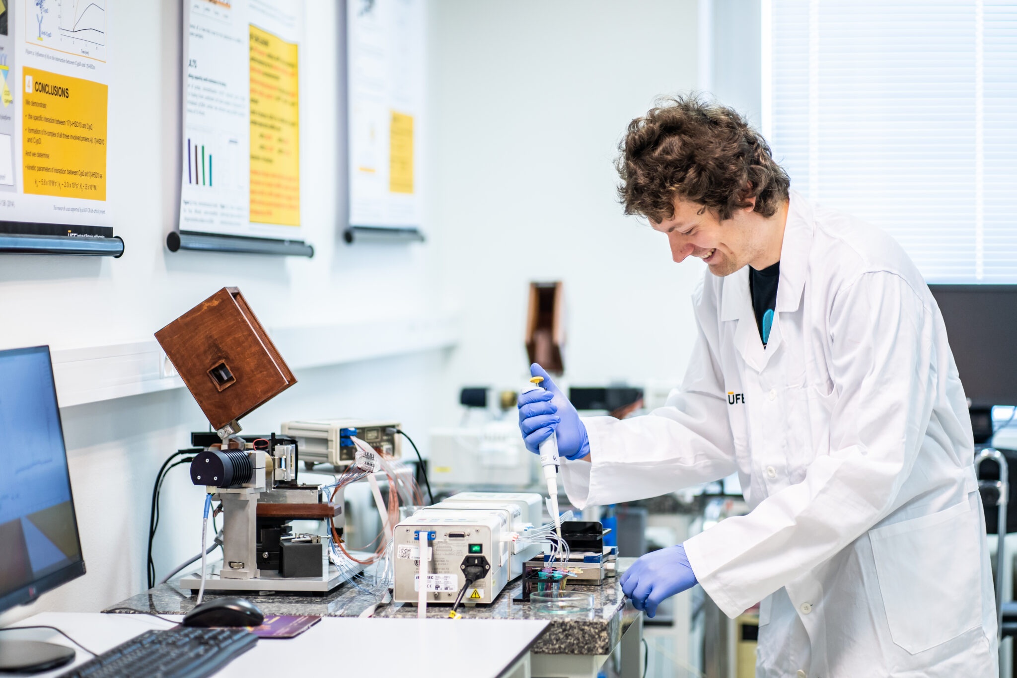 Scientists are formulating new trends in the research of optical biosensors | ÚFE